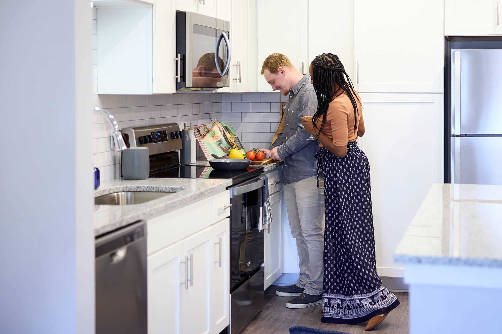Gallery | Lake Gibson Apartments | Lakeland, FL