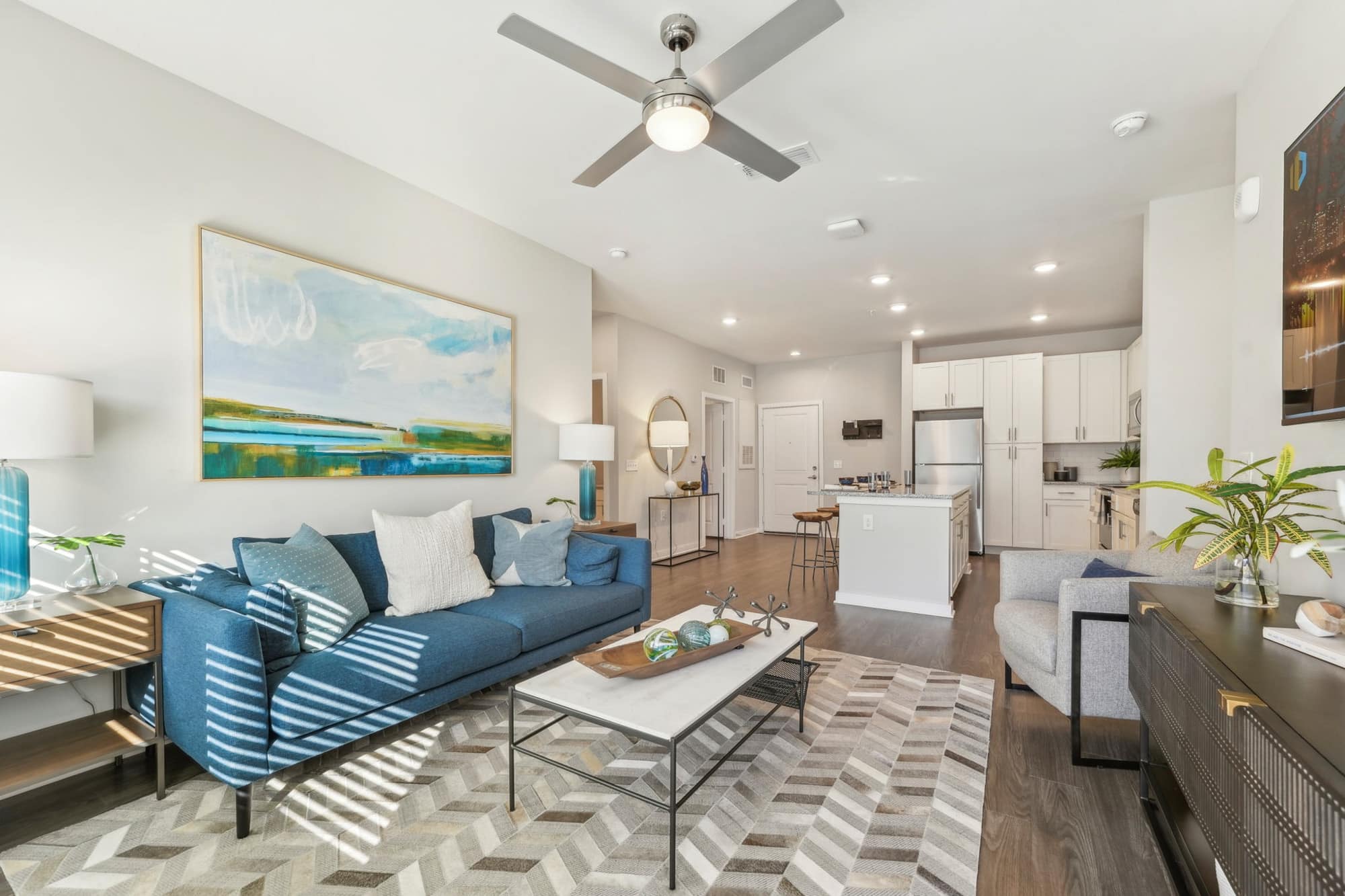 Gallery | Lake Gibson Apartments | Lakeland, FL